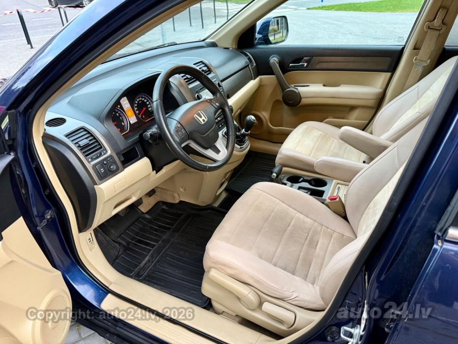 Honda CR-V 2008 Tallina, ar dzinēja tilpumu 2.00 L un nobraukumu 268 tūkst. km par 4199 €, foto 7 vietnē AUTOMOTO.COM.LV