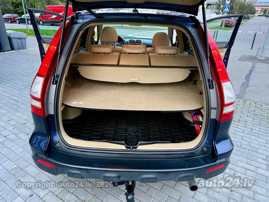 Honda CR-V 2008 Tallina, ar dzinēja tilpumu 2.00 L un nobraukumu 268 tūkst. km par 4199 €, foto 19 vietnē AUTOMOTO.COM.LV