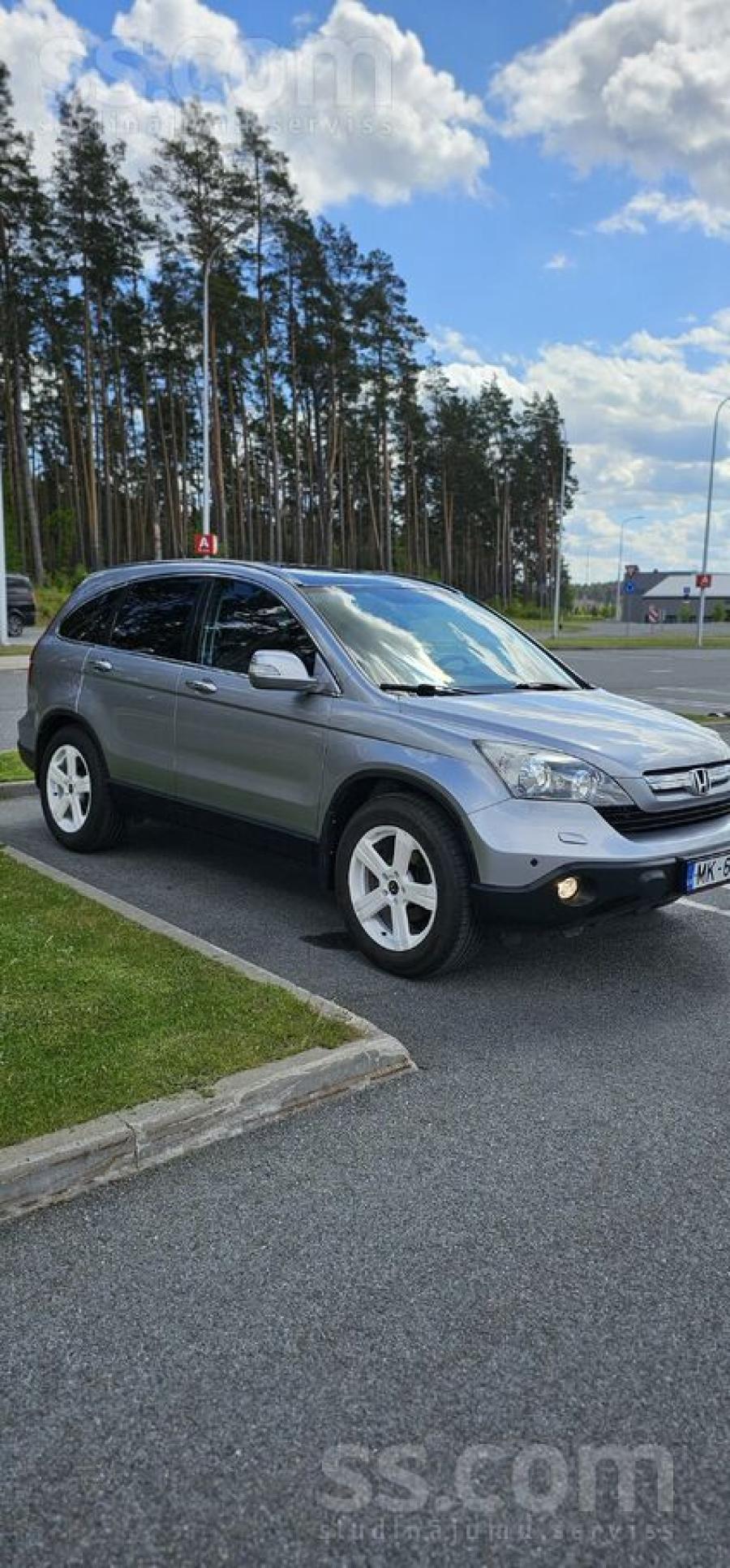 Honda CR-V 2009 in Riga, with an engine capacity of 2.20 L and mileage of 24 thousand km for 6200 €, photo 3 on AUTOMOTO.COM.LV