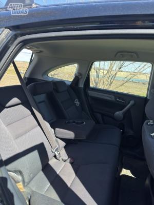 Honda CR-V 2009 in Kretinga, with an engine capacity of 2.20 L and mileage of 336 thousand km for 4200 €, photo 15 on AUTOMOTO.COM.LV