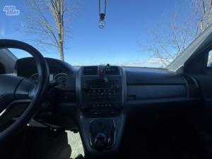 Honda CR-V 2009 in Kretinga, with an engine capacity of 2.20 L and mileage of 336 thousand km for 4200 €, photo 19 on AUTOMOTO.COM.LV