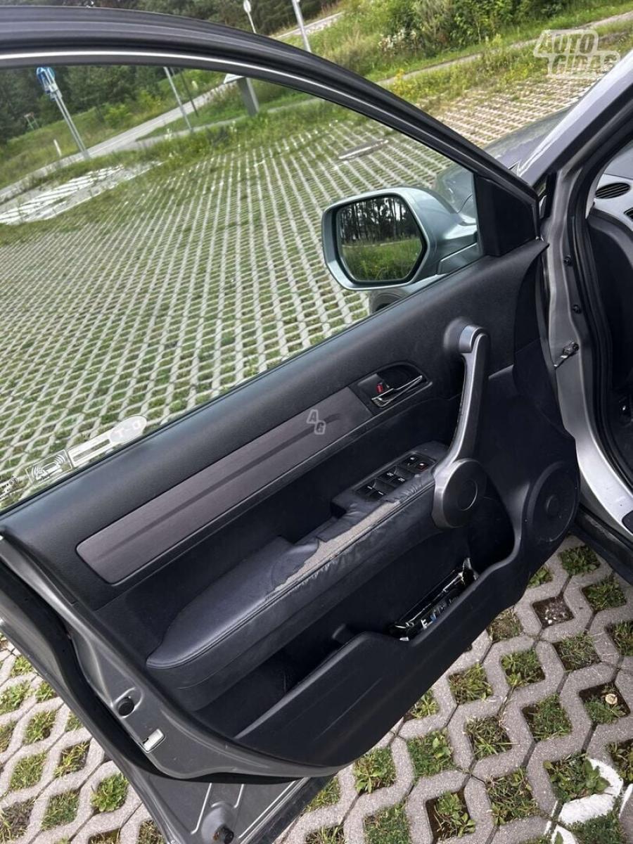 Honda CR-V 2009 Varėna, ar dzinēja tilpumu 2.00 L un nobraukumu 251 tūkst. km par 5800 €, foto 3 vietnē AUTOMOTO.COM.LV
