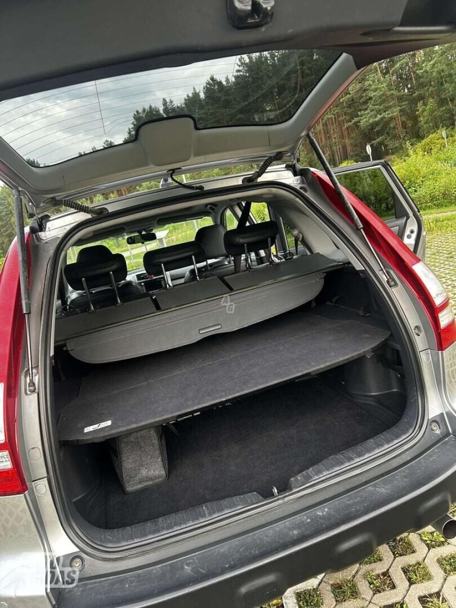 Honda CR-V 2009 in Varena, with an engine capacity of 2.00 L and mileage of 251 thousand km for 5800 €, photo 10 on AUTOMOTO.COM.LV