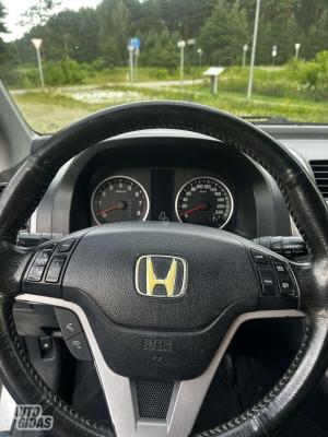 Honda CR-V 2009 in Varena, with an engine capacity of 2.00 L and mileage of 251 thousand km for 5800 €, photo 11 on AUTOMOTO.COM.LV
