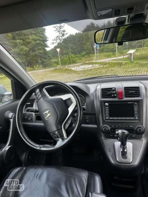 Honda CR-V 2009 in Varena, with an engine capacity of 2.00 L and mileage of 251 thousand km for 5800 €, photo 15 on AUTOMOTO.COM.LV