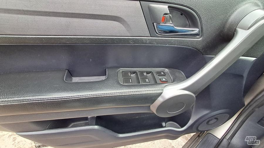 Honda CR-V 2009 Klaipėda, ar dzinēja tilpumu 2.20 L un nobraukumu 219 tūkst. km par 6920 €, foto 22 vietnē AUTOMOTO.COM.LV
