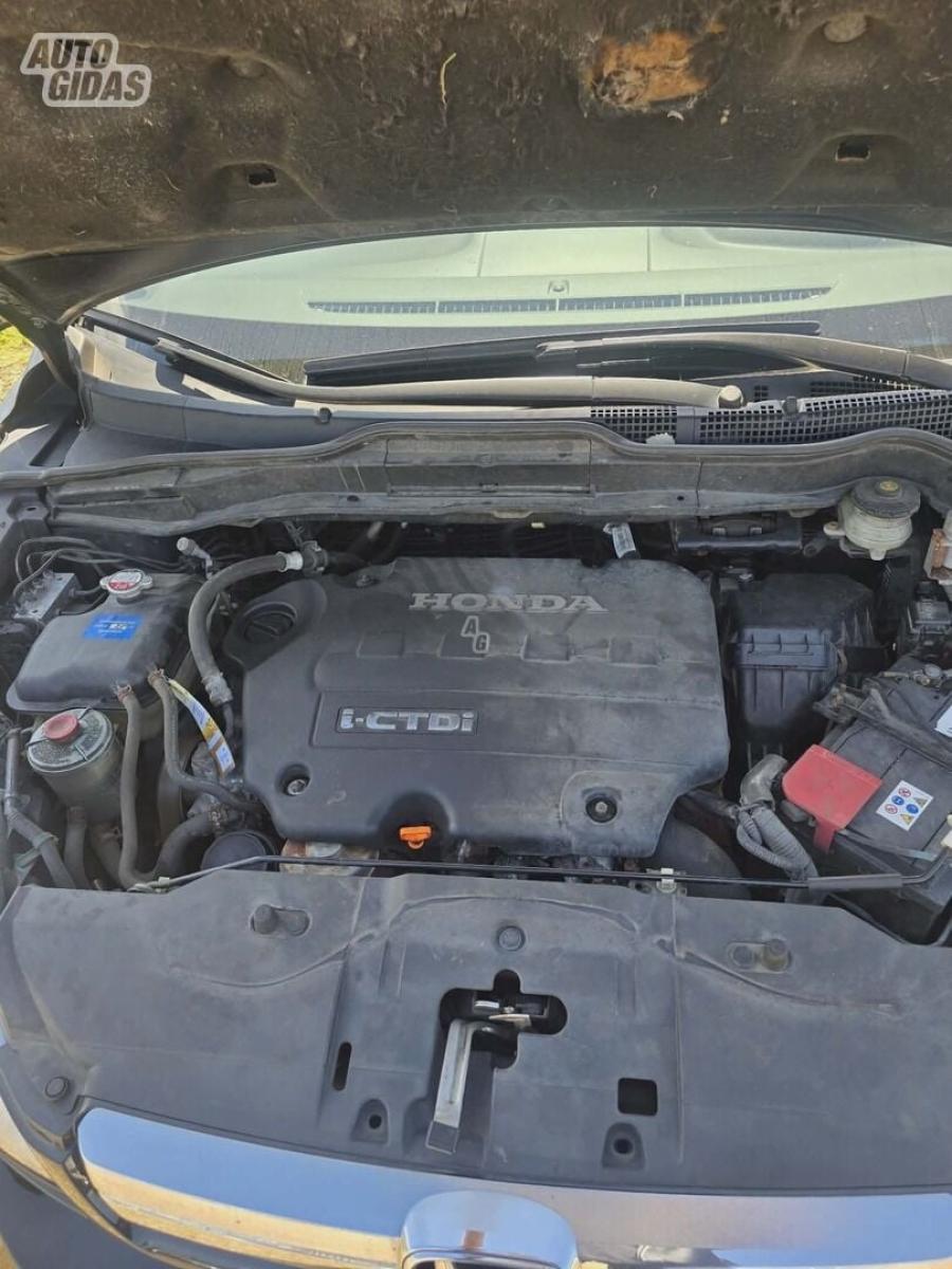 Honda CR-V 2009 in Kaunas, with an engine capacity of 2.20 L and mileage of 231 thousand km for 3950 €, photo 11 on AUTOMOTO.COM.LV