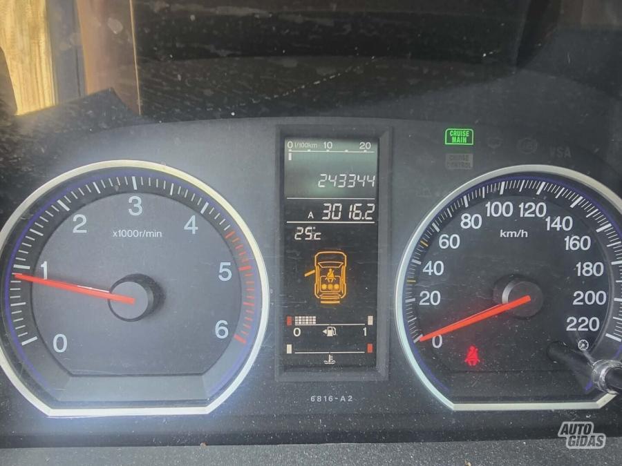 Honda CR-V 2009 in Kaunas, with an engine capacity of 2.20 L and mileage of 231 thousand km for 3950 €, photo 17 on AUTOMOTO.COM.LV