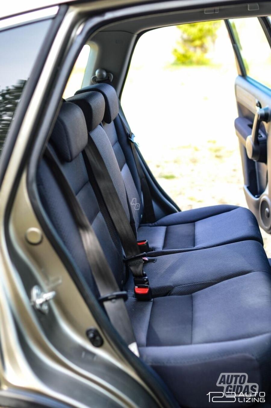 Honda CR-V 2009 in Kretinga, with an engine capacity of 2.20 L and mileage of 193 thousand km for 6650 €, photo 11 on AUTOMOTO.COM.LV