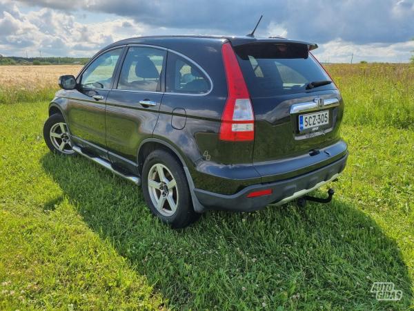 Honda CR-V 2009 in Panevezys, with an engine capacity of 2.20 L and mileage of 394 thousand km for 2950 €, photo 5 on AUTOMOTO.COM.LV