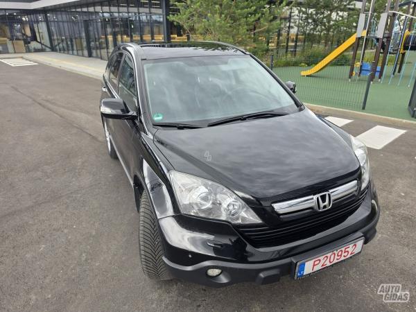 Honda CR-V 2009 in Kaunas, with an engine capacity of 2.20 L and mileage of 244 thousand km for 4555 €, photo 6 on AUTOMOTO.COM.LV