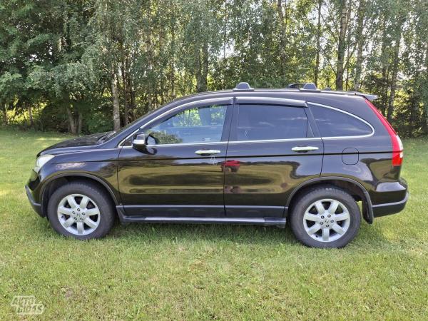 Honda CR-V 2009 in Alytus, with an engine capacity of 2.00 L and mileage of 245 thousand km for 3800 €, photo 1 on AUTOMOTO.COM.LV