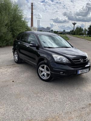 Honda CR-V 2010 in Kaisiadorys, with an engine capacity of 2.20 L and mileage of 267 thousand km for 6950 €, photo  on AUTOMOTO.COM.LV