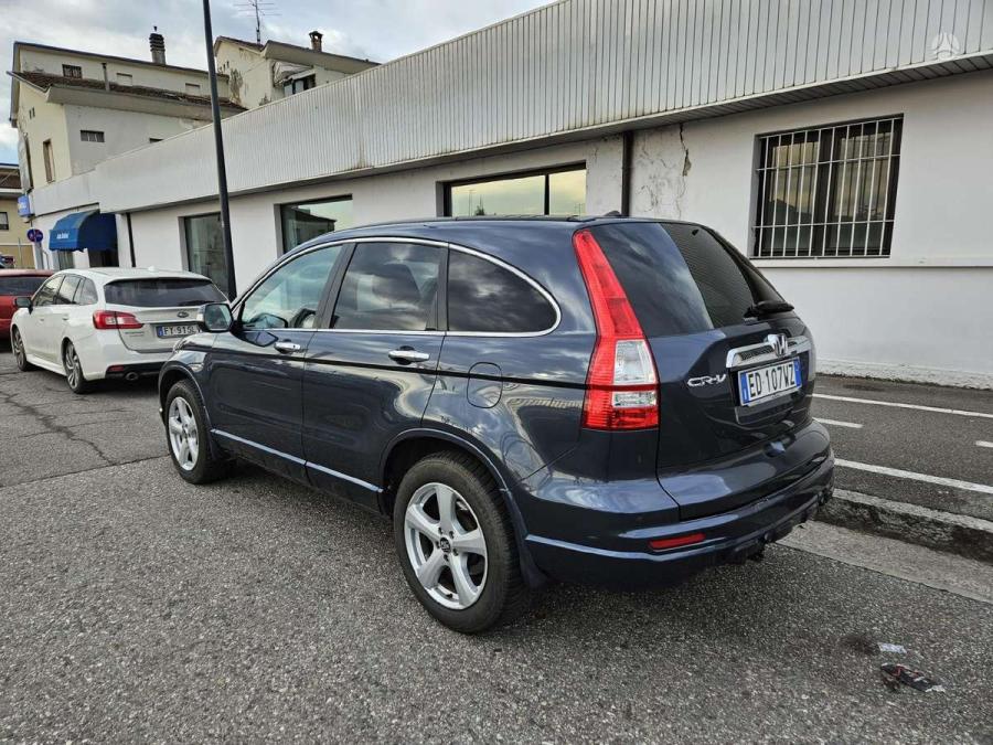 Honda CR-V 2010 Utena, ar dzinēja tilpumu 2.20 L un nobraukumu 159 tūkst. km par 9650 €, foto 5 vietnē AUTOMOTO.COM.LV