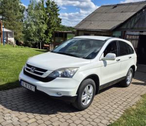 Honda CR-V 2010 in Vilnius, with an engine capacity of 2.20 L and mileage of 290 thousand km for 5300 €, photo  on AUTOMOTO.COM.LV