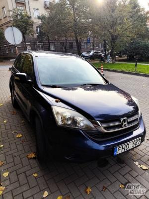 Honda CR-V 2010 in Vilnius, with an engine capacity of 2.40 L and mileage of 220 thousand km for 3500 €, photo 4 on AUTOMOTO.COM.LV