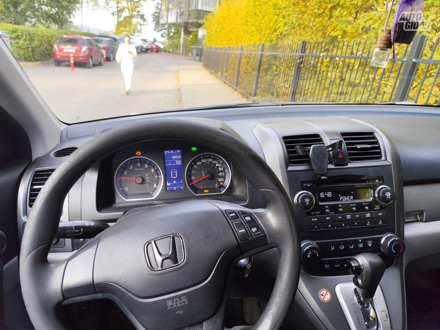 Honda CR-V 2010 in Vilnius, with an engine capacity of 2.40 L and mileage of 220 thousand km for 3500 €, photo 13 on AUTOMOTO.COM.LV
