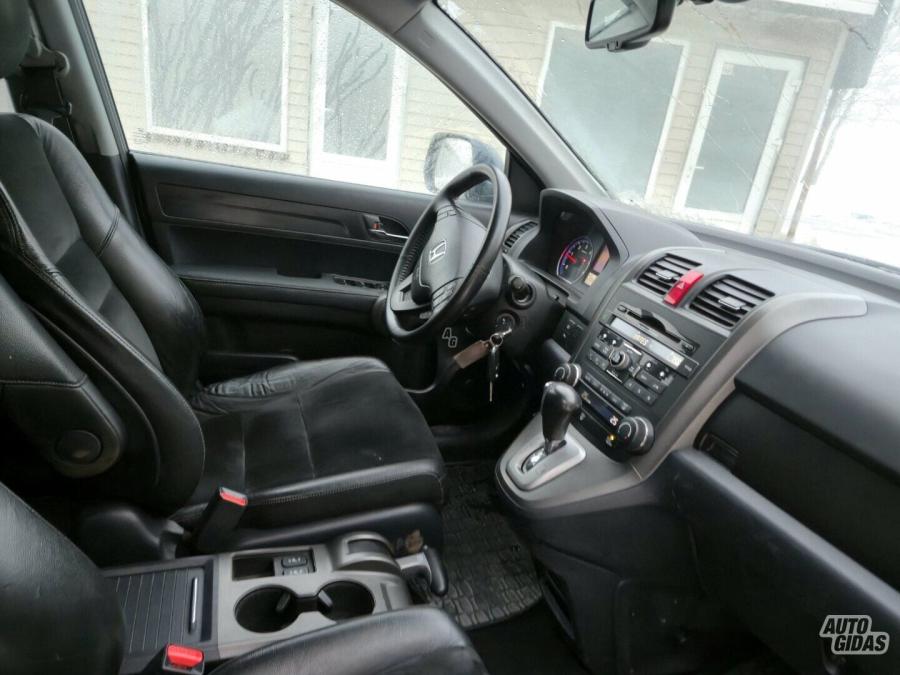 Honda CR-V 2011 in Vilnius, with an engine capacity of 2.20 L and mileage of 223 thousand km for 7100 €, photo 10 on AUTOMOTO.COM.LV