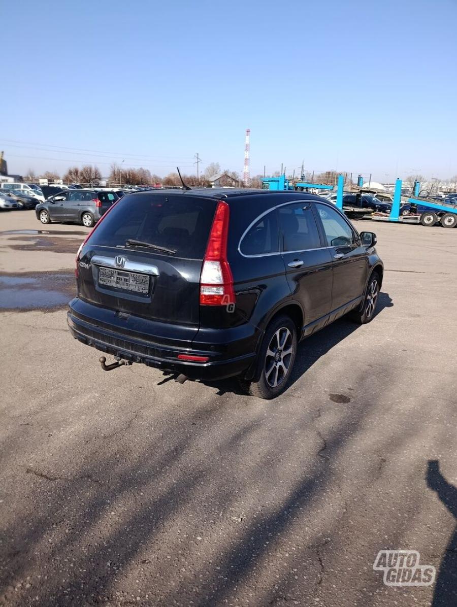 Honda CR-V 2011 in Marijampole, with an engine capacity of 2.20 L and mileage of 401 thousand km for 3999 €, photo 3 on AUTOMOTO.COM.LV