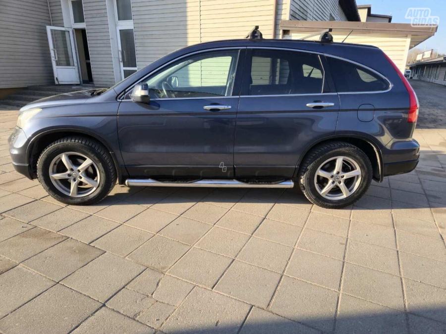 Honda CR-V 2011 in Vilnius, with an engine capacity of 2.20 L and mileage of 223 thousand km for 7100 €, photo 8 on AUTOMOTO.COM.LV