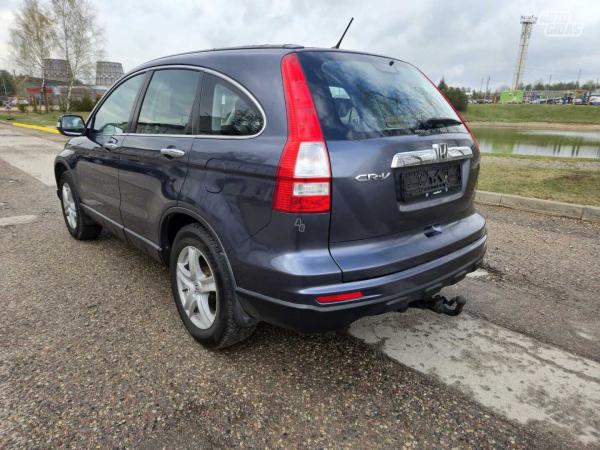 Honda CR-V 2011 Viļņa, ar dzinēja tilpumu 2.20 L un nobraukumu 223 tūkst. km par 7200 €, foto 6 vietnē AUTOMOTO.COM.LV