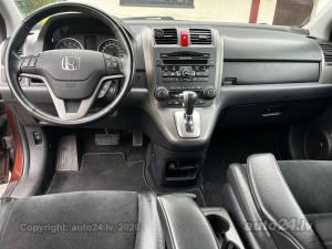 Honda CR-V 2011 in Tallinn, with an engine capacity of 2.00 L and mileage of 297 thousand km for 6900 €, photo 7 on AUTOMOTO.COM.LV