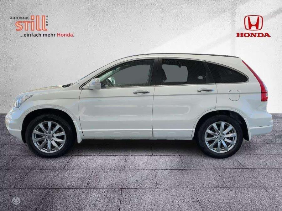 Honda CR-V 2011 in Vilnius, with an engine capacity of 2.20 L and mileage of 248 thousand km for 7999 €, photo 4 on AUTOMOTO.COM.LV