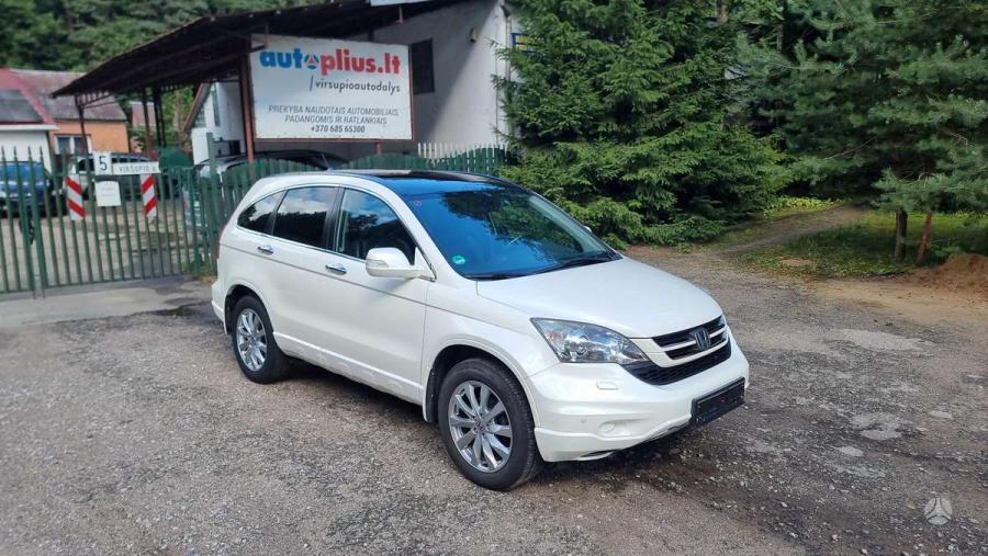 Honda CR-V 2011 in Vilnius, with an engine capacity of 2.20 L and mileage of 248 thousand km for 7999 €, photo 6 on AUTOMOTO.COM.LV