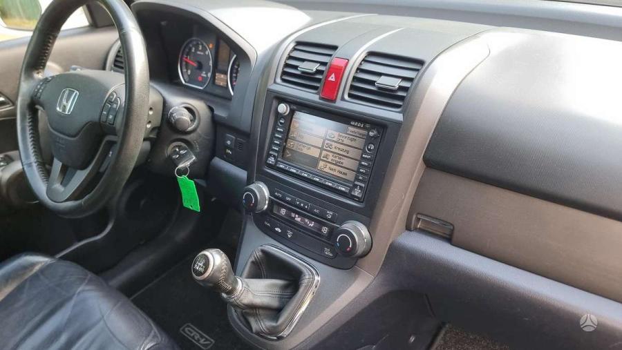 Honda CR-V 2011 in Vilnius, with an engine capacity of 2.20 L and mileage of 248 thousand km for 7999 €, photo 23 on AUTOMOTO.COM.LV