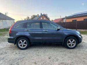 Honda CR-V 2011 in Kaisiadorys, with an engine capacity of 2.20 L and mileage of 281 thousand km for 5900 €, photo 8 on AUTOMOTO.COM.LV