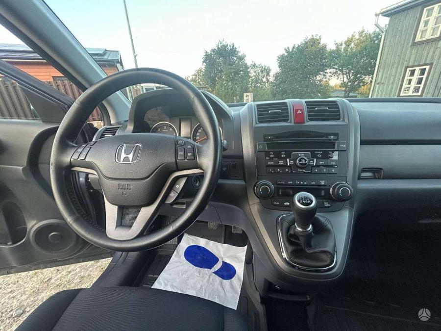 Honda CR-V 2011 in Kaisiadorys, with an engine capacity of 2.20 L and mileage of 281 thousand km for 5900 €, photo 15 on AUTOMOTO.COM.LV