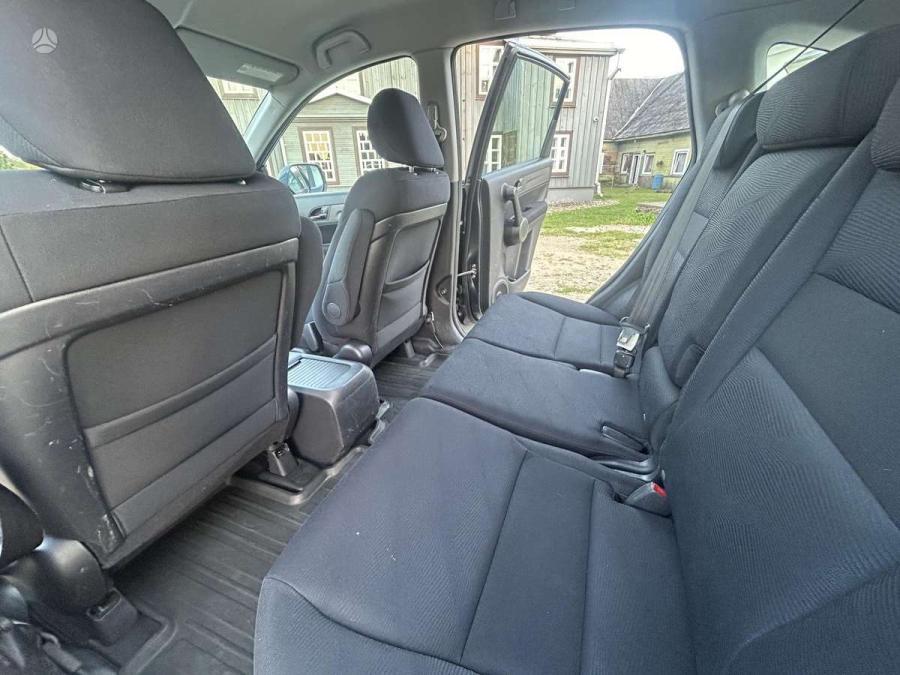 Honda CR-V 2011 in Kaisiadorys, with an engine capacity of 2.20 L and mileage of 281 thousand km for 5900 €, photo 21 on AUTOMOTO.COM.LV