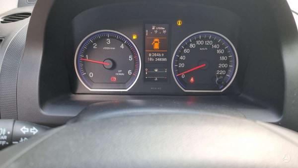 Honda CR-V 2011 Viļņa, ar dzinēja tilpumu 2.20 L un nobraukumu 248 tūkst. km par 7500 €, foto 10 vietnē AUTOMOTO.COM.LV