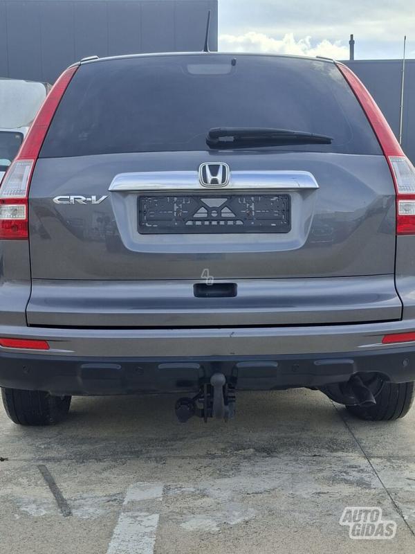 Honda CR-V 2011 in Siauliai, with an engine capacity of 2.20 L and mileage of 355 thousand km for 5750 €, photo 6 on AUTOMOTO.COM.LV