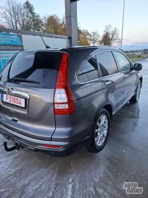Honda CR-V 2011 in Siauliai, with an engine capacity of 2.20 L and mileage of 350 thousand km for 5750 €, photo 7 on AUTOMOTO.COM.LV