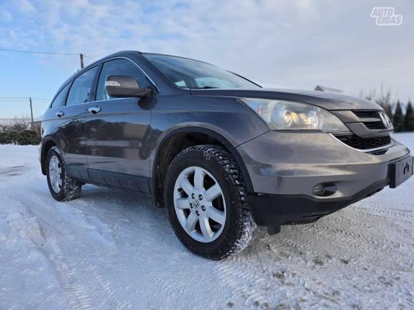 Honda CR-V 2012 in Vilnius, with an engine capacity of 2.20 L and mileage of 2 thousand km for 6500 €, photo 4 on AUTOMOTO.COM.LV