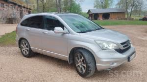 Honda CR-V 2012 Ogre, ar dzinēja tilpumu 2.20 L un nobraukumu 336 tūkst. km par 5500 €, foto 4 vietnē AUTOMOTO.COM.LV