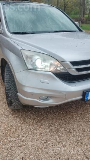 Honda CR-V 2012 Ogre, ar dzinēja tilpumu 2.20 L un nobraukumu 336 tūkst. km par 5500 €, foto 11 vietnē AUTOMOTO.COM.LV