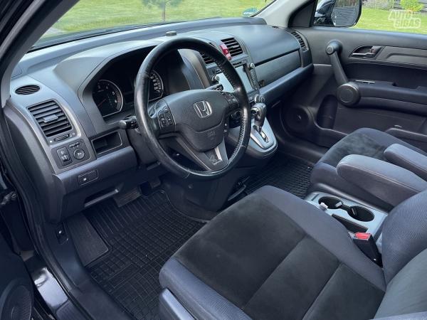 Honda CR-V 2012 in Druskininkai, with an engine capacity of 2.20 L and mileage of 230 thousand km for 7700 €, photo 10 on AUTOMOTO.COM.LV
