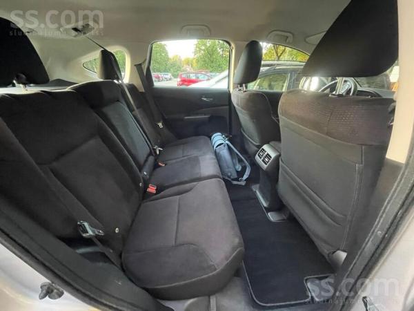 Honda CR-V 2013 Rīga, ar dzinēja tilpumu 2.00 L un nobraukumu 160 tūkst. km par 9900 €, foto 7 vietnē AUTOMOTO.COM.LV