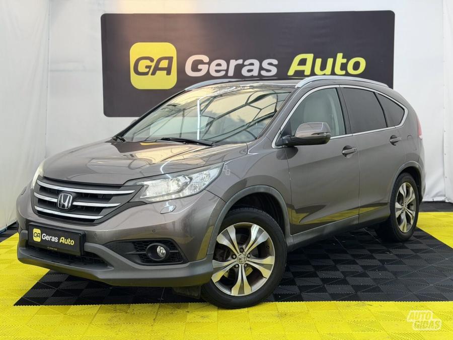 Honda CR-V 2013 in Avizieniai, with an engine capacity of 2.20 L and mileage of 241 thousand km for 11600 €, photo 1 on AUTOMOTO.COM.LV