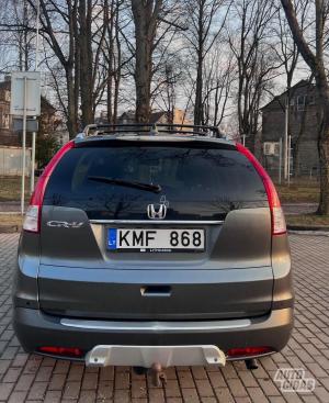 Honda CR-V 2013 in Vilnius, with an engine capacity of 2.20 L and mileage of 270 thousand km for 11111 €, photo 3 on AUTOMOTO.COM.LV