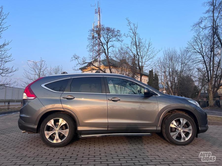 Honda CR-V 2013 in Vilnius, with an engine capacity of 2.20 L and mileage of 270 thousand km for 11111 €, photo 8 on AUTOMOTO.COM.LV