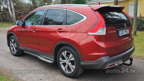 Honda CR-V 2013 in Tartu, with an engine capacity of 2.20 L and mileage of 312 thousand km for 9590 €, photo 4 on AUTOMOTO.COM.LV