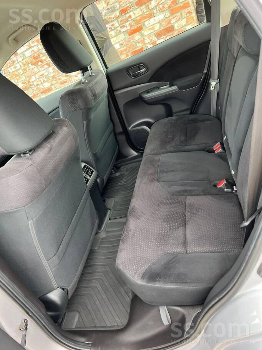 Honda CR-V 2013 Talsi, ar dzinēja tilpumu 1.60 L un nobraukumu 274 tūkst. km par 12770 €, foto 15 vietnē AUTOMOTO.COM.LV