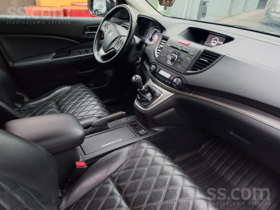 Honda CR-V 2013 in Riga, with an engine capacity of 2.20 L and mileage of 245 thousand km for 11500 €, photo 26 on AUTOMOTO.COM.LV