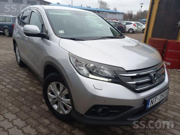 Honda CR-V 2013 Rīga, ar dzinēja tilpumu 2.20 L un nobraukumu 245 tūkst. km par 11500 €, foto 1 vietnē AUTOMOTO.COM.LV
