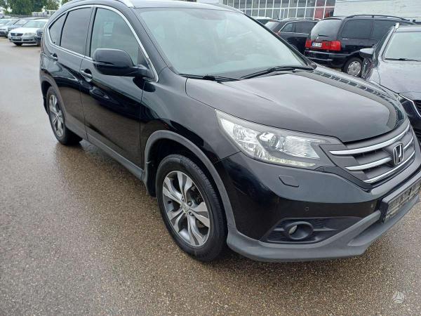 Honda CR-V 2013 in Marijampole, with an engine capacity of 2.20 L and mileage of 268 thousand km for 7800 €, photo 2 on AUTOMOTO.COM.LV