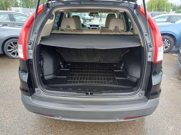 Honda CR-V 2013 in Marijampole, with an engine capacity of 2.20 L and mileage of 268 thousand km for 7800 €, photo 8 on AUTOMOTO.COM.LV