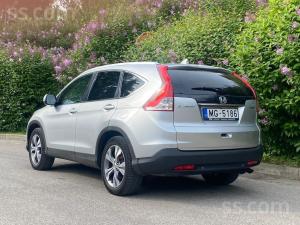 Honda CR-V 2014 in Riga, with an engine capacity of 2.20 L and mileage of 0 thousand km for 10699 €, photo 3 on AUTOMOTO.COM.LV